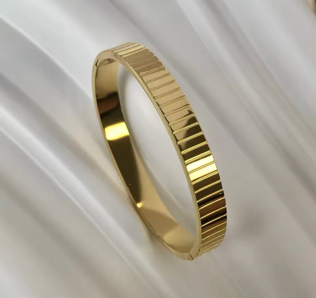 Misa Bangle – Isheem